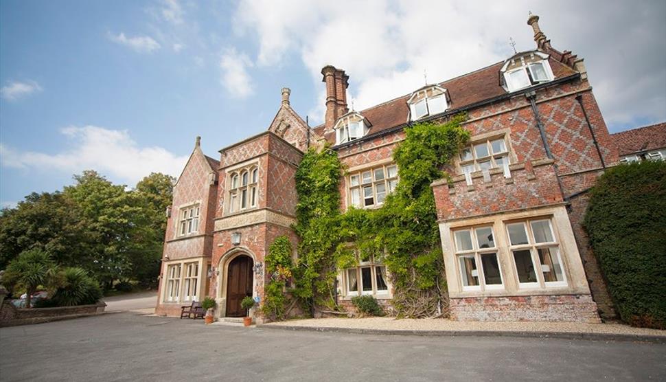 Burley Manor - New Forest - Visit Hampshire